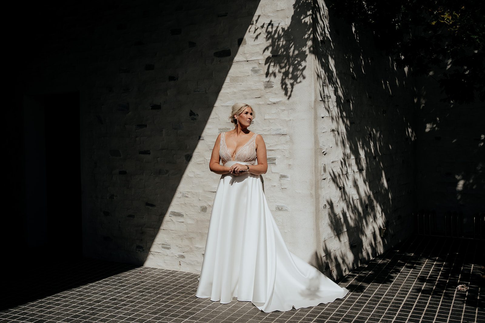 Jess & Mark's Romantic Wedding | Real Weddings | Vinka Brides