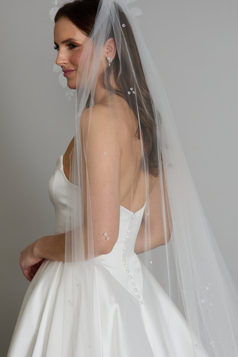 Raine Veil | Single-Tier Bridal Veil with Crystal Raindrops